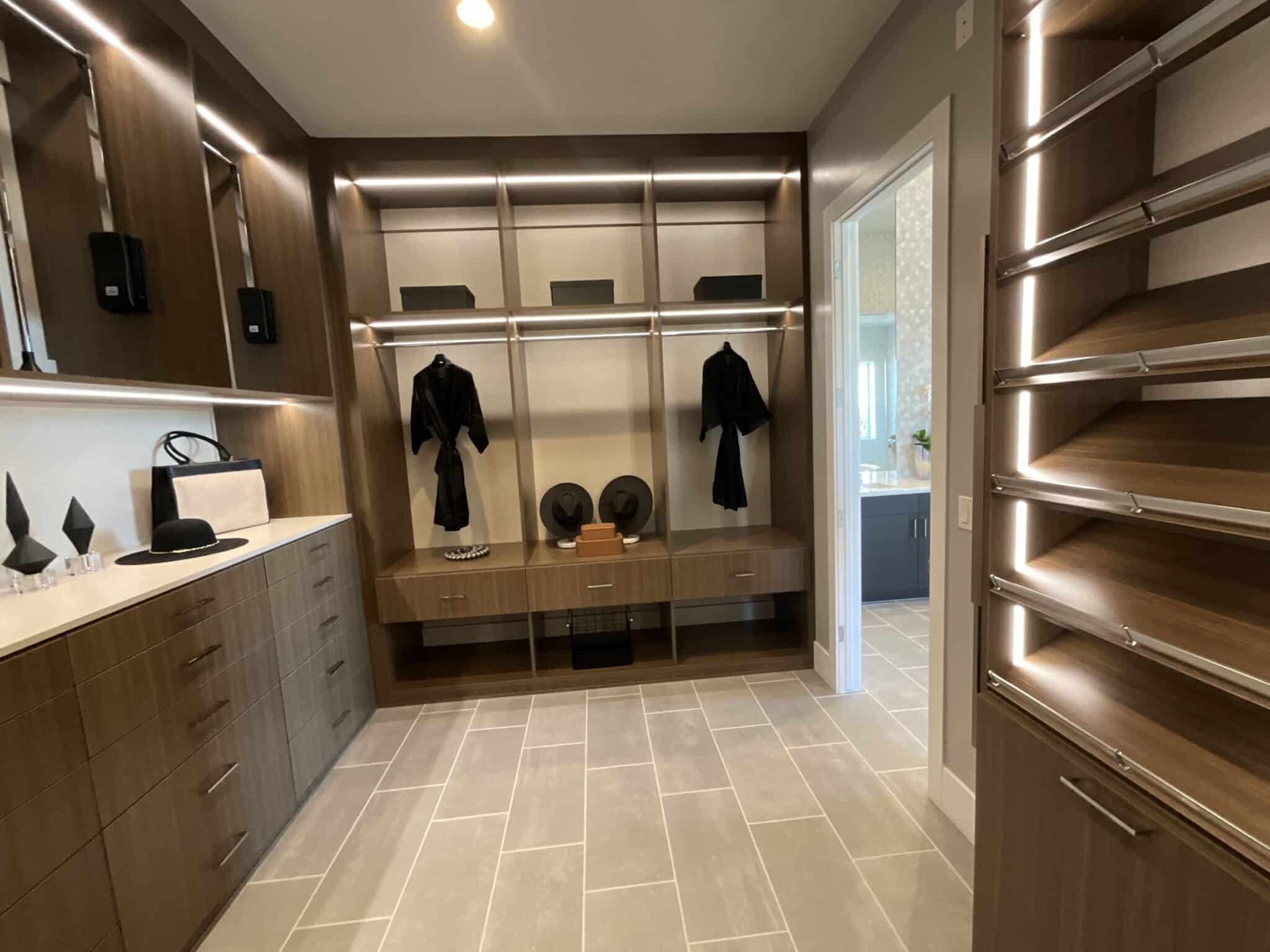 Custom Walk In Closet Henderson Nevada | Closets Las Vegas